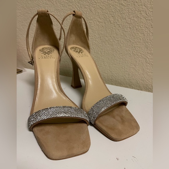 Vince Camuto | Shoes | Vince Camuto Sz High Heel Womens Sandals Wbuckle ...